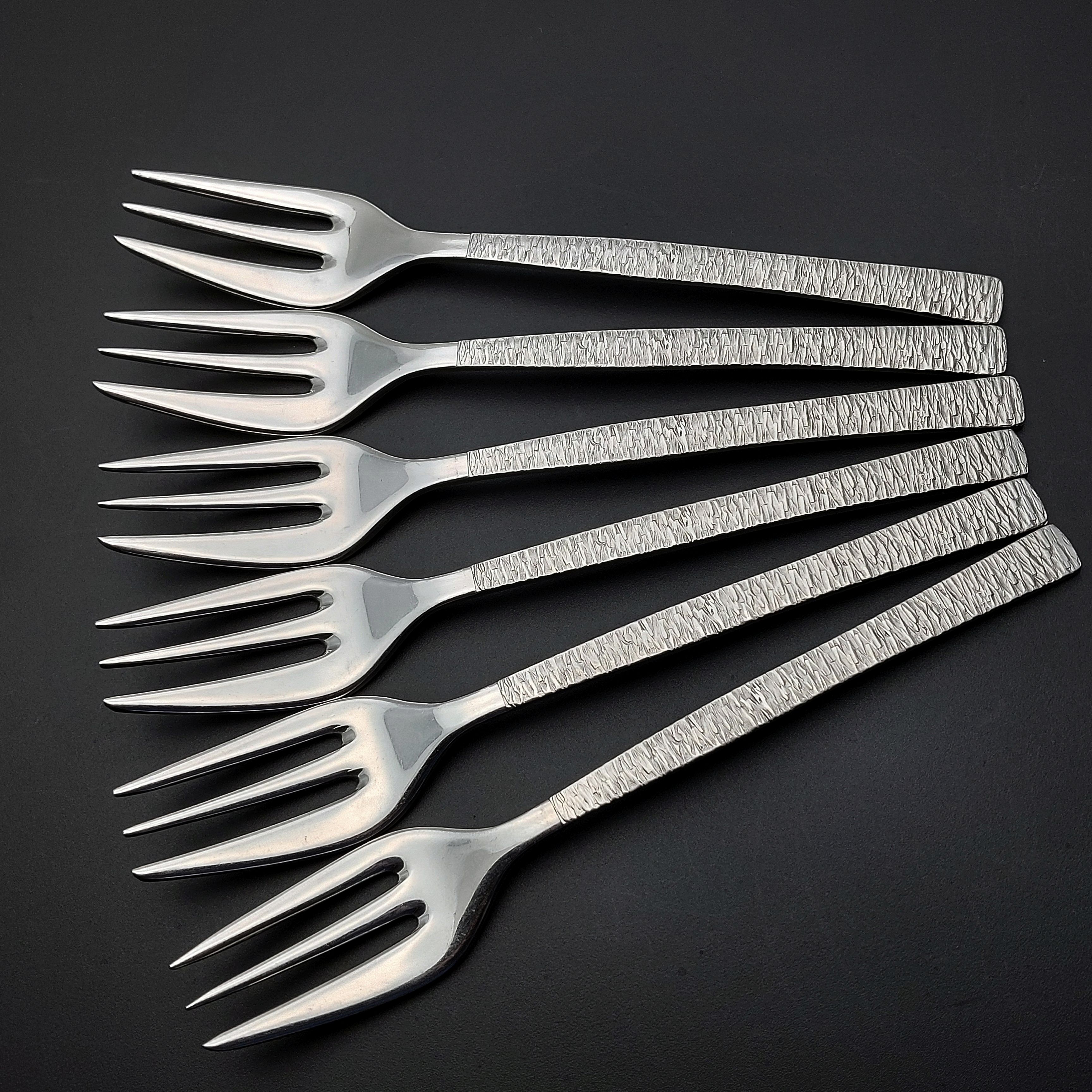 VINERS STUDIO SET OF 6 CAKE FORKS - GERALD BENNEY - VINTAGE | Vintage ...