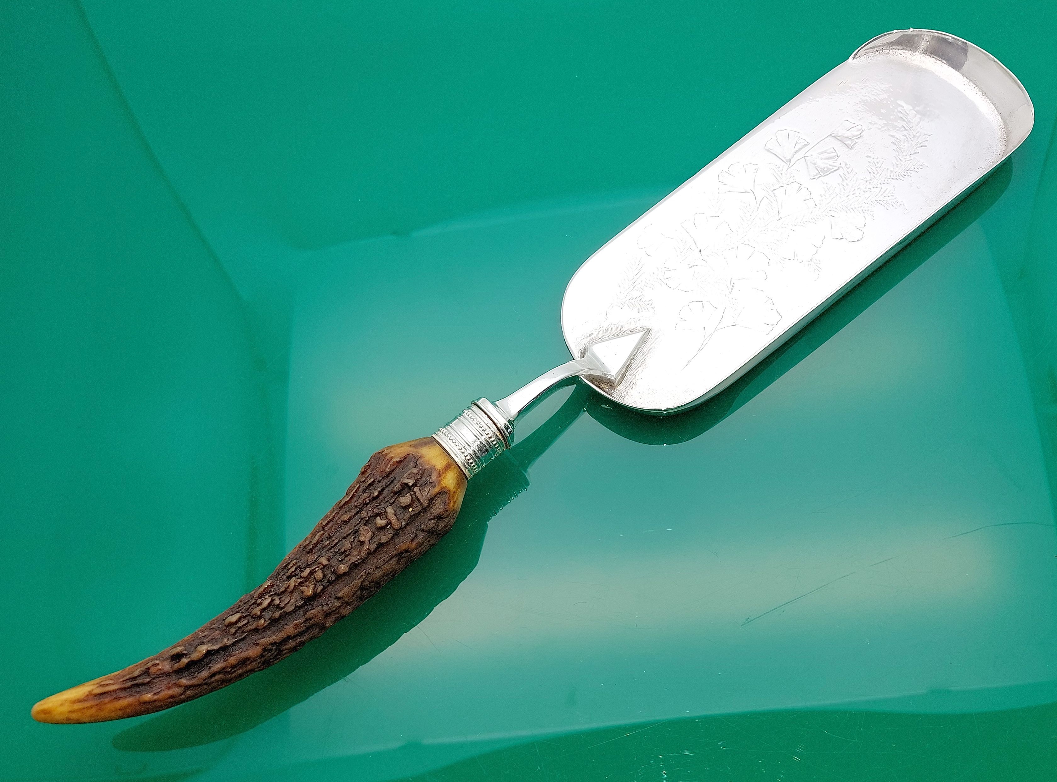 STAG HORN ANTLER HANDLED CRUMB TRAY CHASED VICTORIAN ANTIQUE SILVER ...